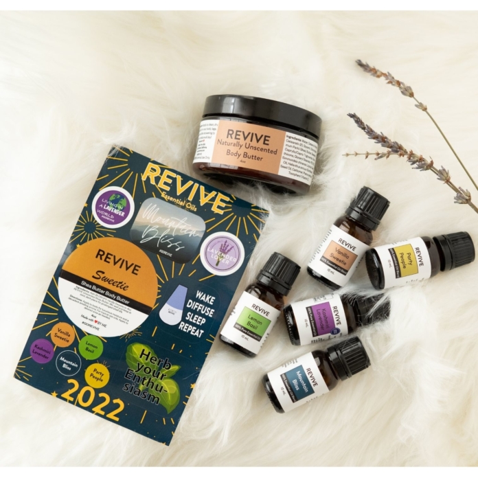 Winter Box 2022 - REVIVE Essential Oils